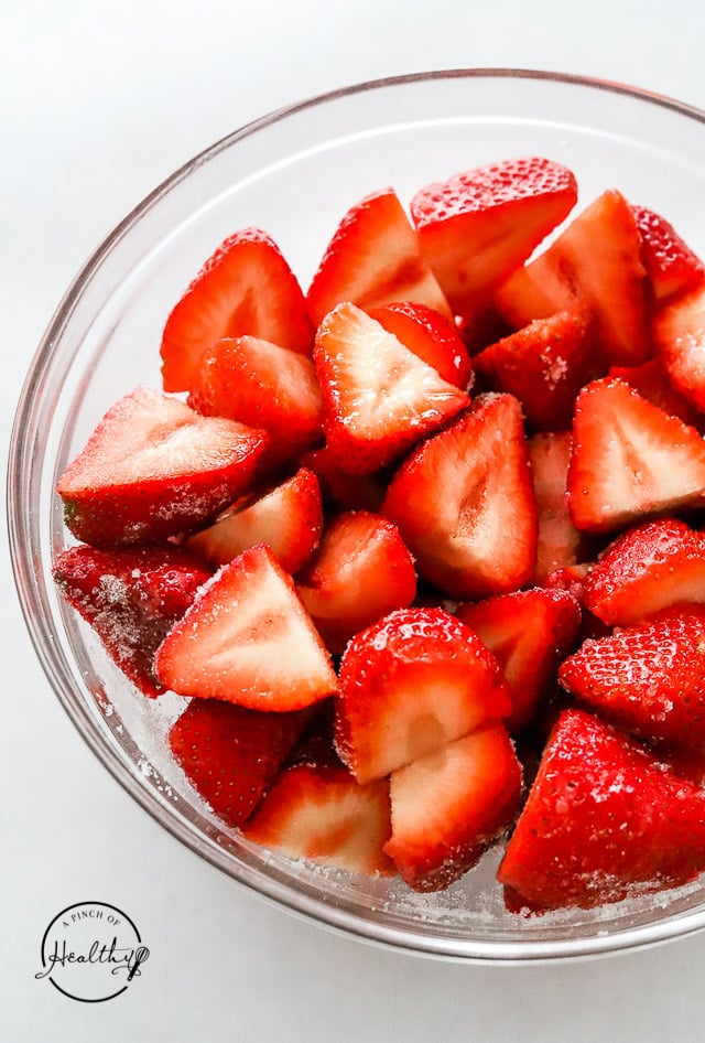 Strawberry Cobbler - A Pinch of Healthy