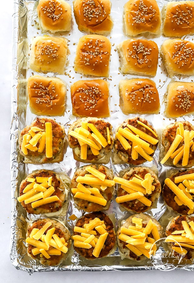 Chicken Sliders Recipe (game day appetizer) - A Pinch of Healthy